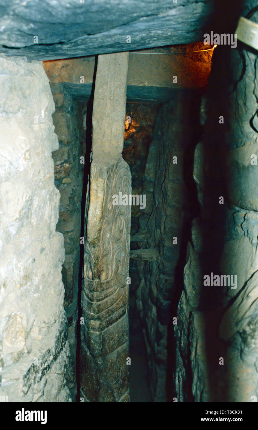 Lanzon chavin de huantar hi-res stock photography and images - Alamy