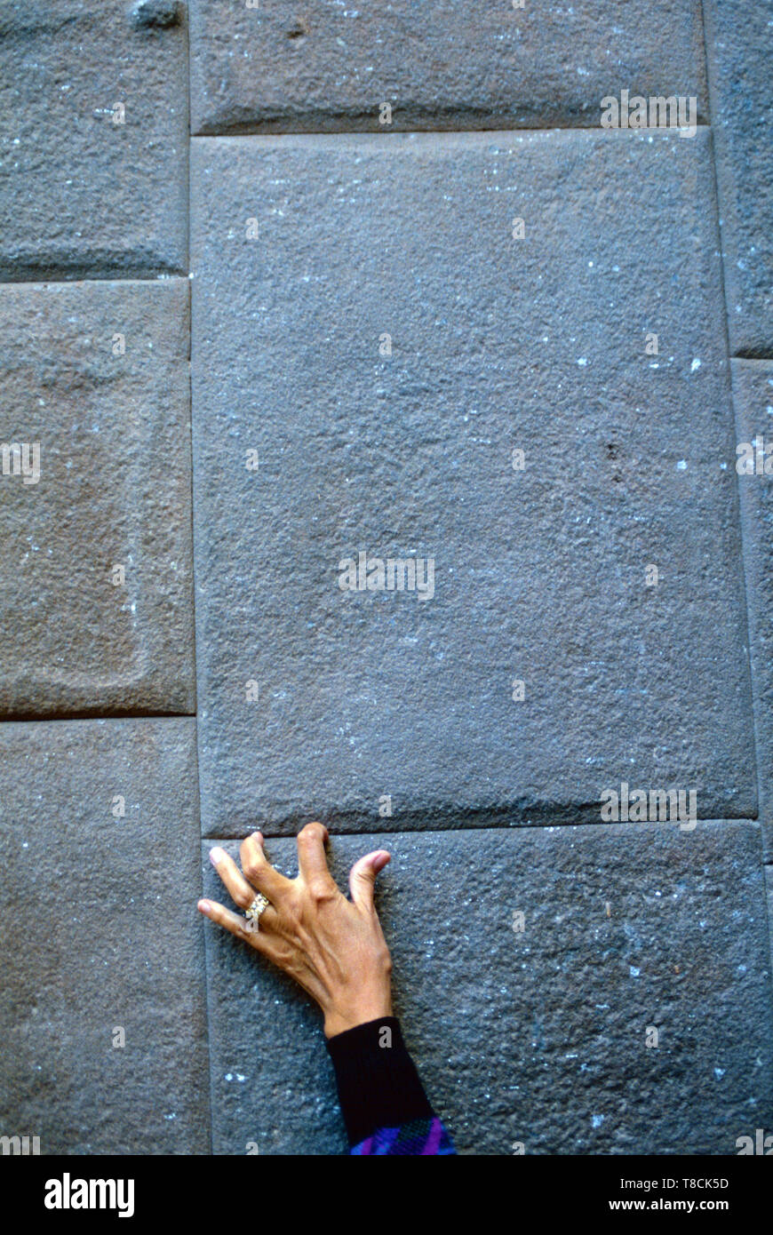 Inca masonry hi-res stock photography and images - Alamy