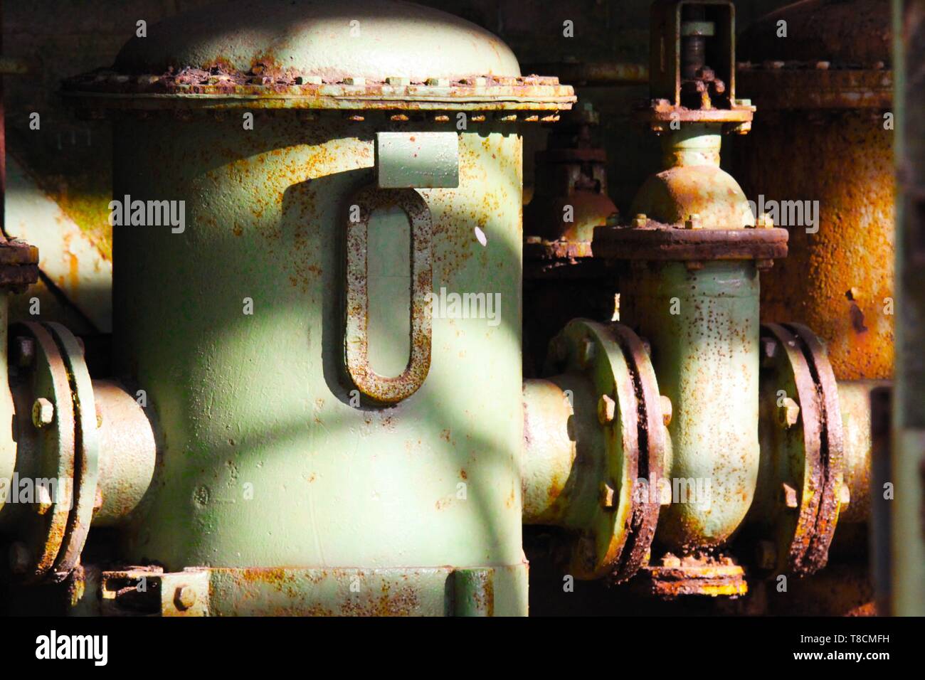 Rusty pipes hi-res stock photography and images - Alamy