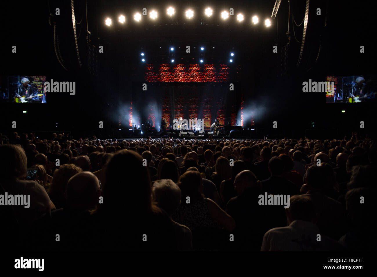 Daryl hall and john oats live Manchester arena April 2019 Stock Photo ...