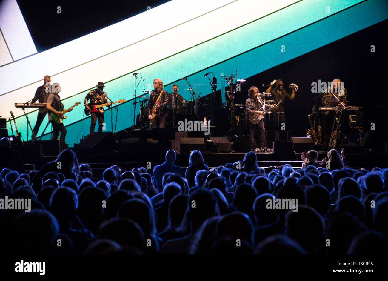 Daryl hall and john oats live Manchester arena April 2019 Stock Photo ...