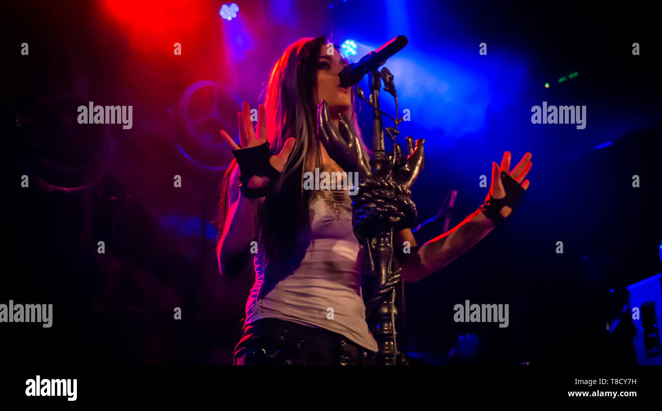 Forever still guitarist hi-res stock photography and images - Alamy