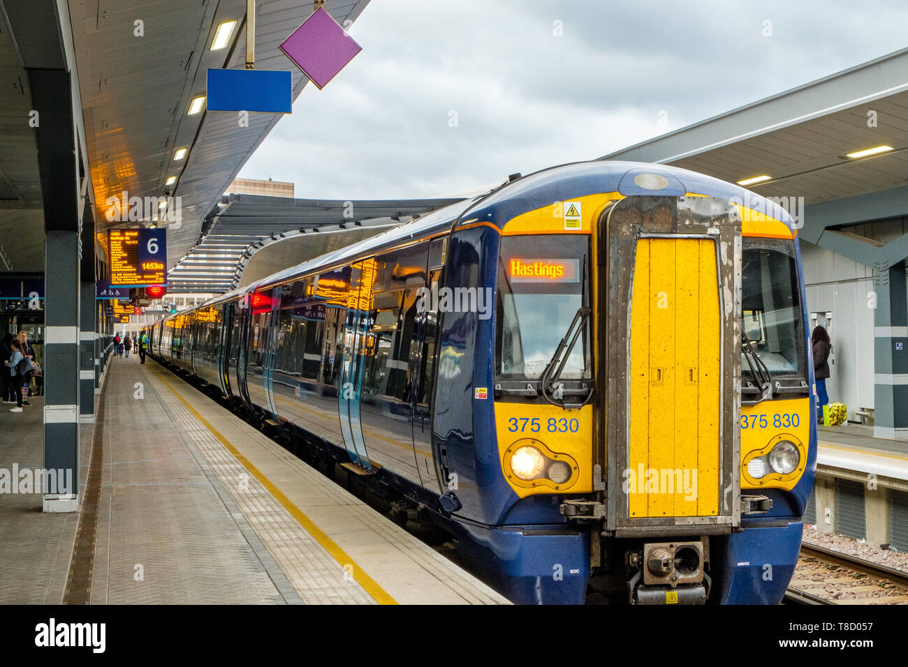 Southeastern train station High Resolution Stock Photography and Images ...