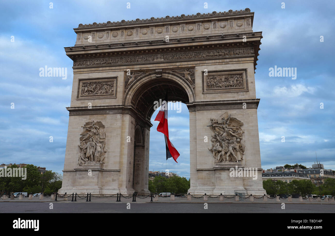 Triumphe arch hi-res stock photography and images - Alamy