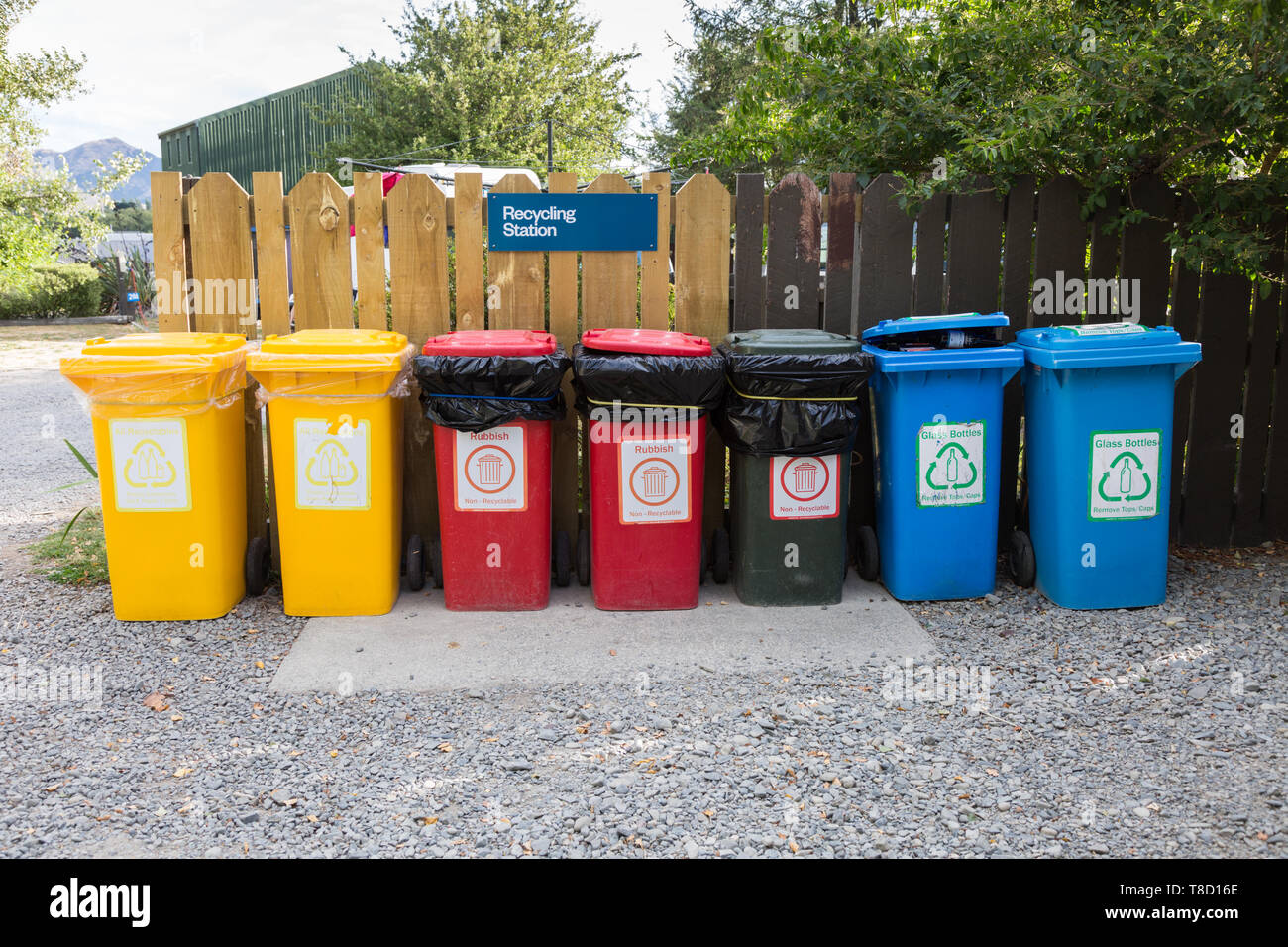 Types of bins hi-res stock photography and images - Alamy