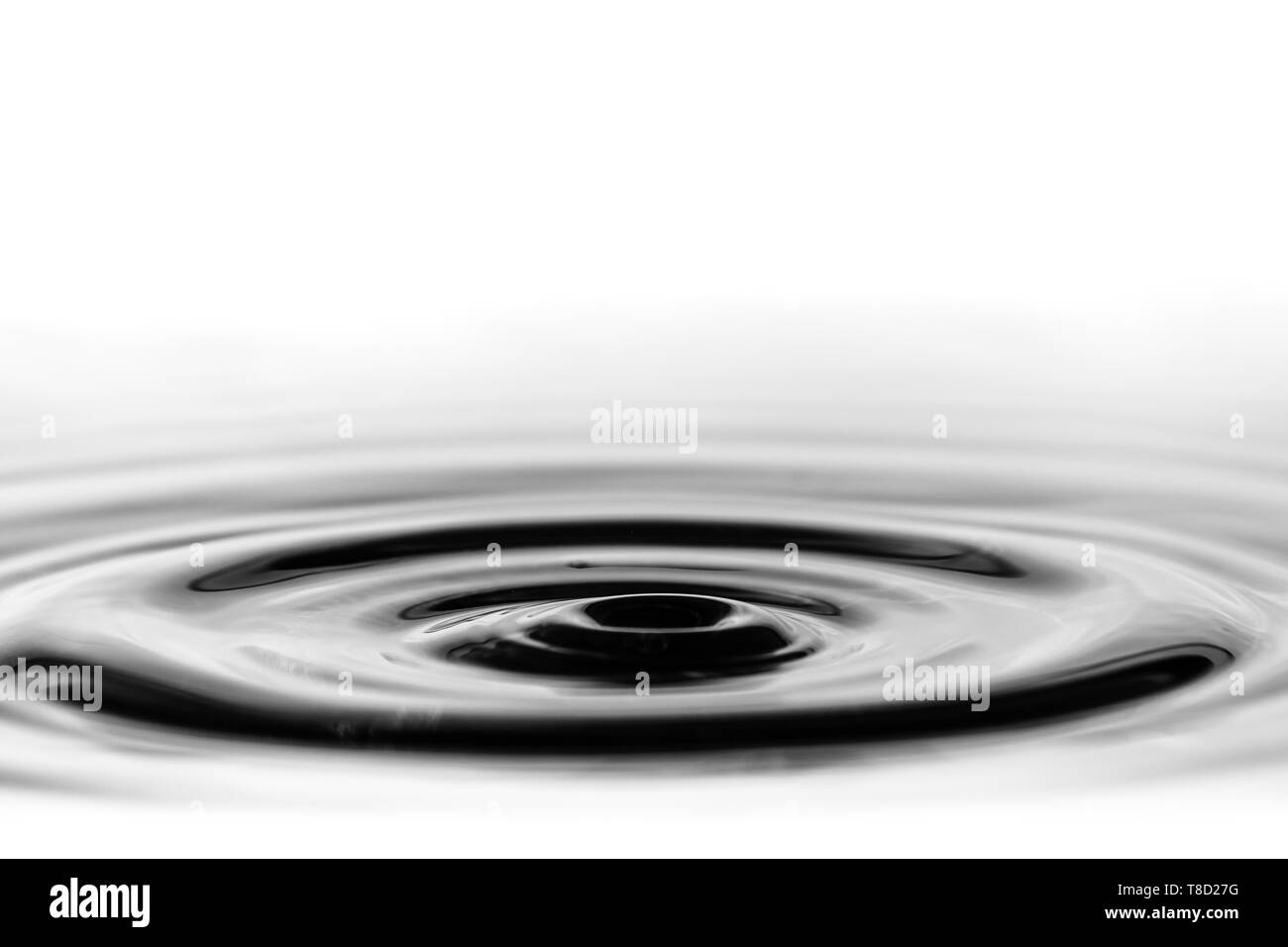 Water Splash, Macro abstract water background. Splashing water droplet ...