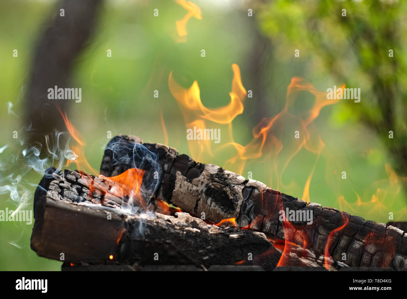 Outdoor flame hi-res stock photography and images - Alamy