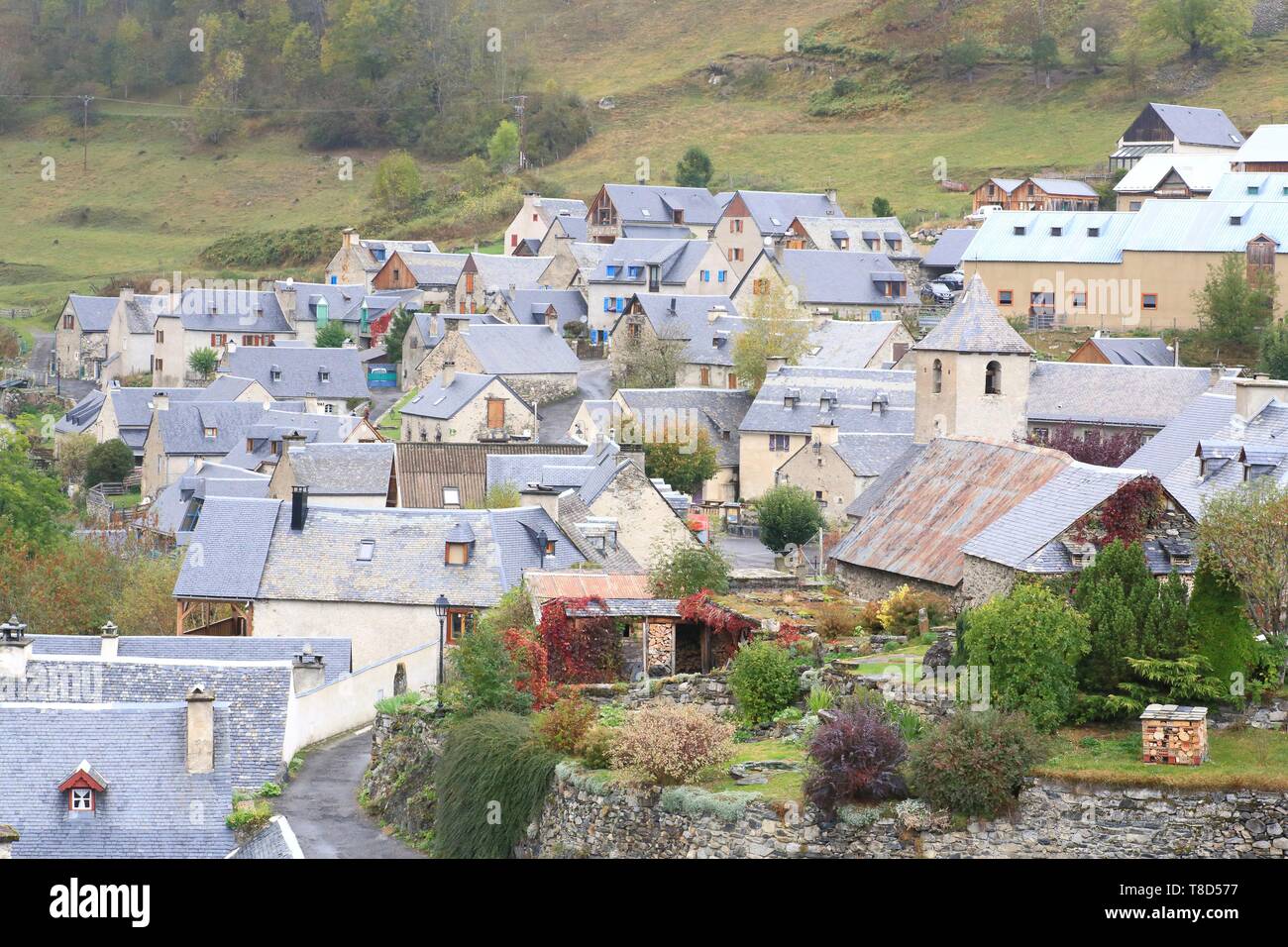France, Hautes Pyrenees, Aure valley, Aulon, village located 1.200 ...
