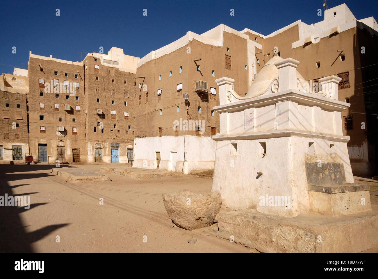 Yemen, Hadhramaut Governorate, Shibam, listed as World Heritage by ...