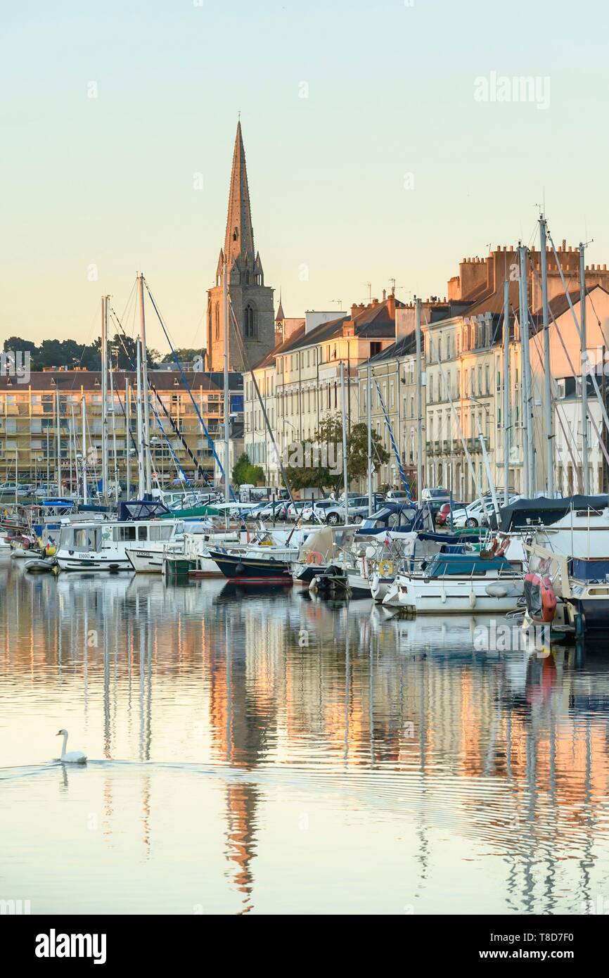Redon brittany hi-res stock photography and images - Alamy