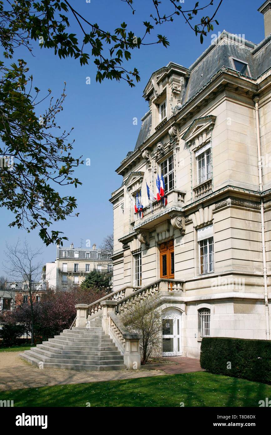 Vanves hi-res stock photography and images - Alamy