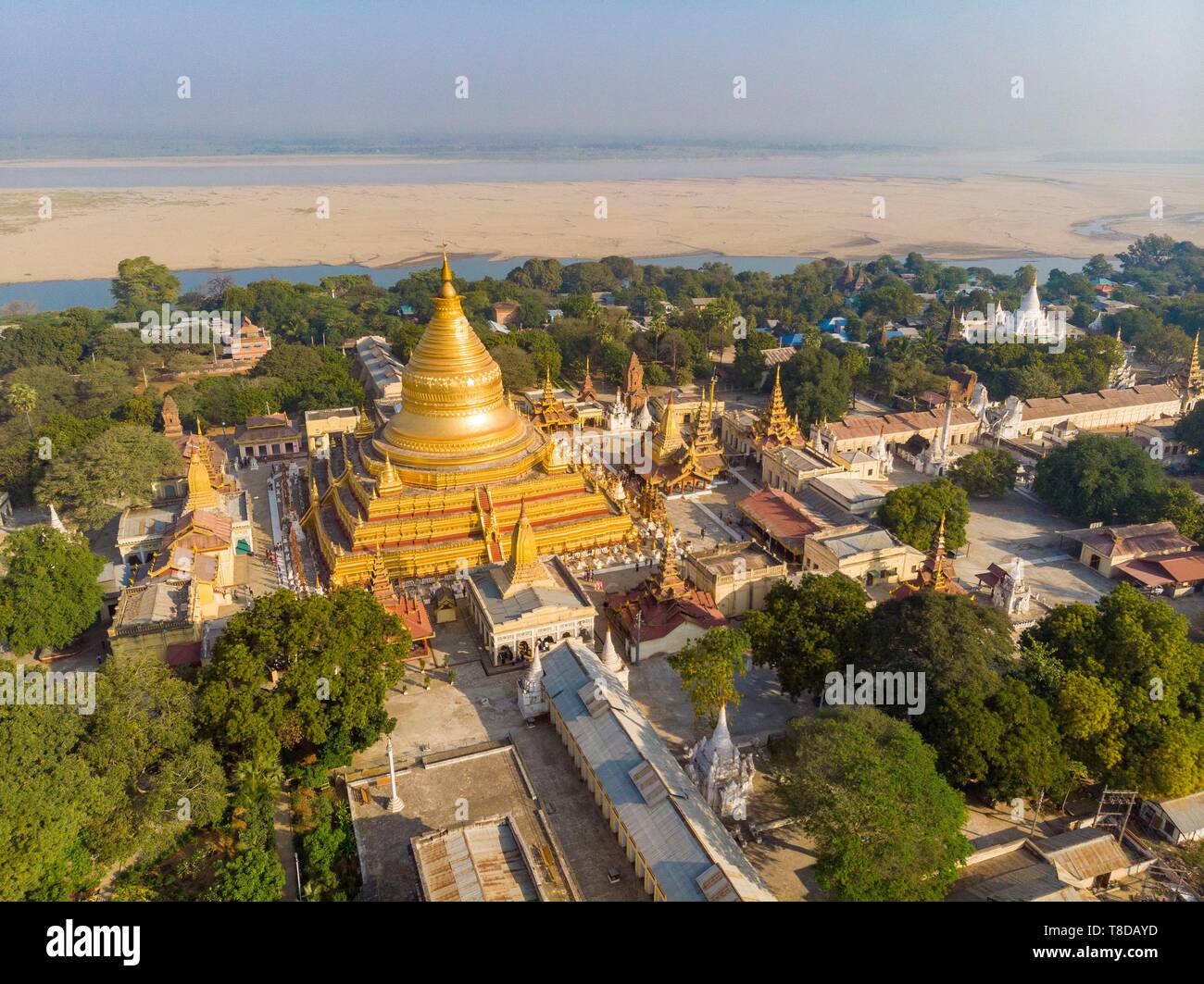 Aerial view of shwezigon pagoda hi-res stock photography and images - Alamy