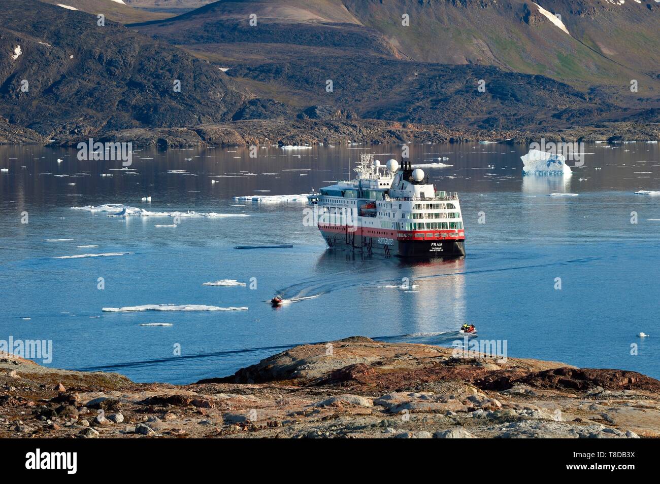 Greenland, North West coast, Smith sound north of Baffin Bay ...