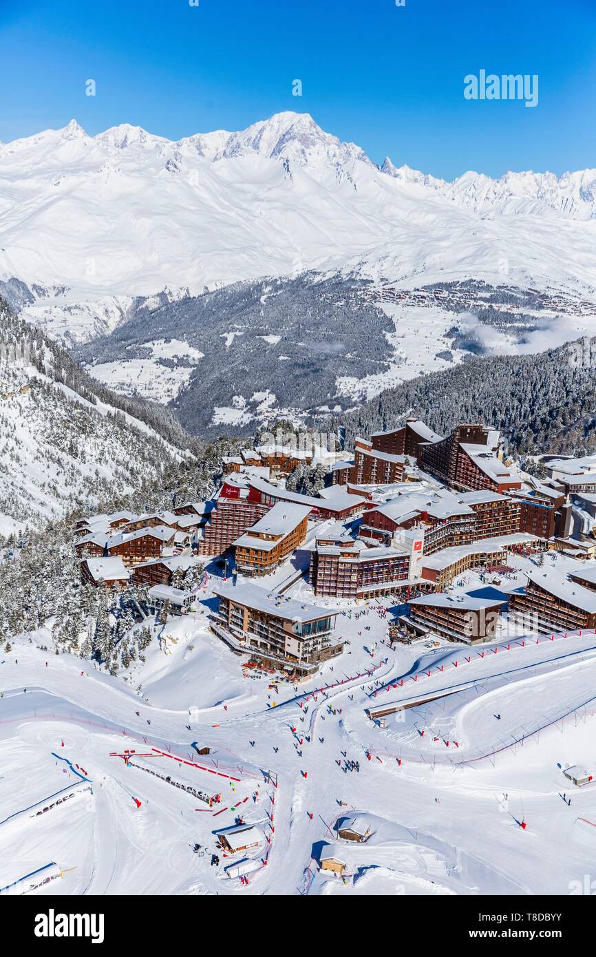 Les arcs resort architecture hi-res stock photography and images - Alamy