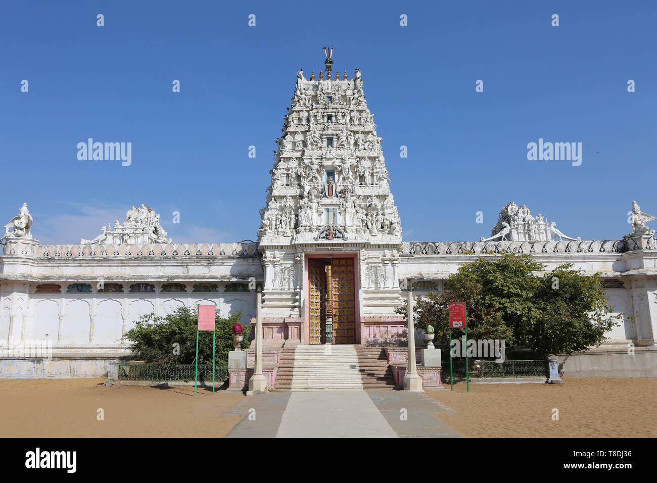 Rangam Vaishnav temple, Pushkar, Rajasthan, India Stock Photo - Alamy
