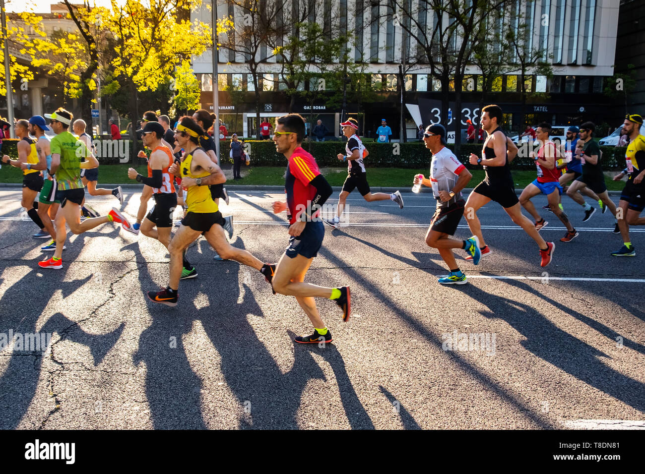 International marathon race hi-res stock photography and images - Alamy