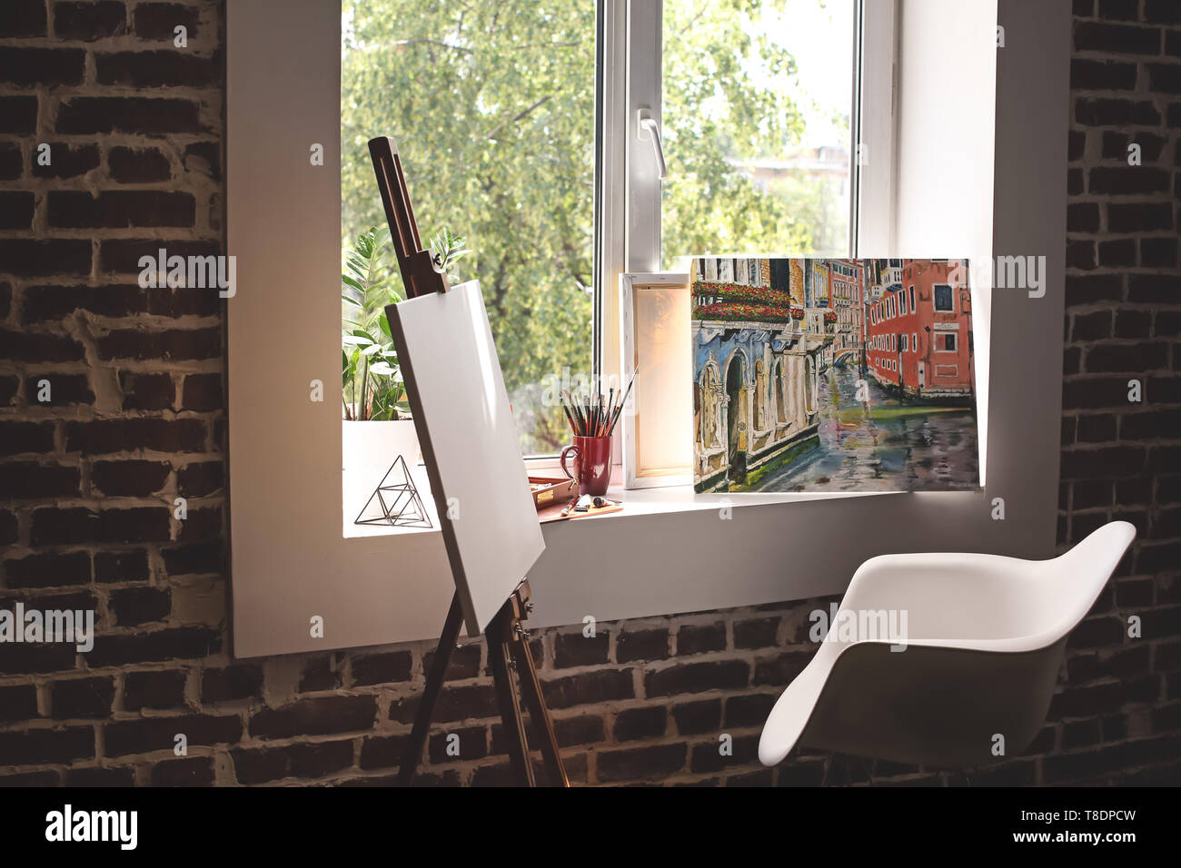 Interior of modern artist's workshop Stock Photo - Alamy