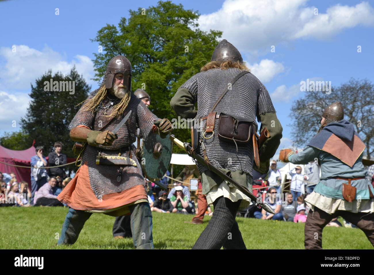 Viking battle medieval hi-res stock photography and images - Alamy