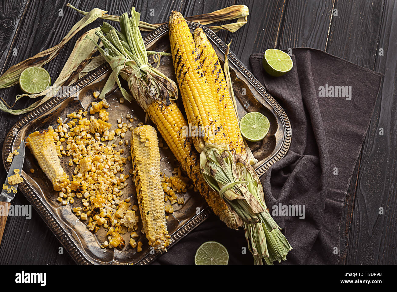 Metal tray fresh corn hi-res stock photography and images - Alamy