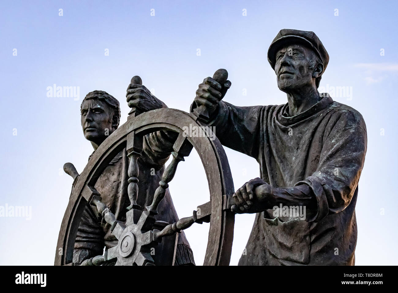Man and Boy Bronze Statue King's Quay ,Brixham Harbour,Torbay,Devon ...