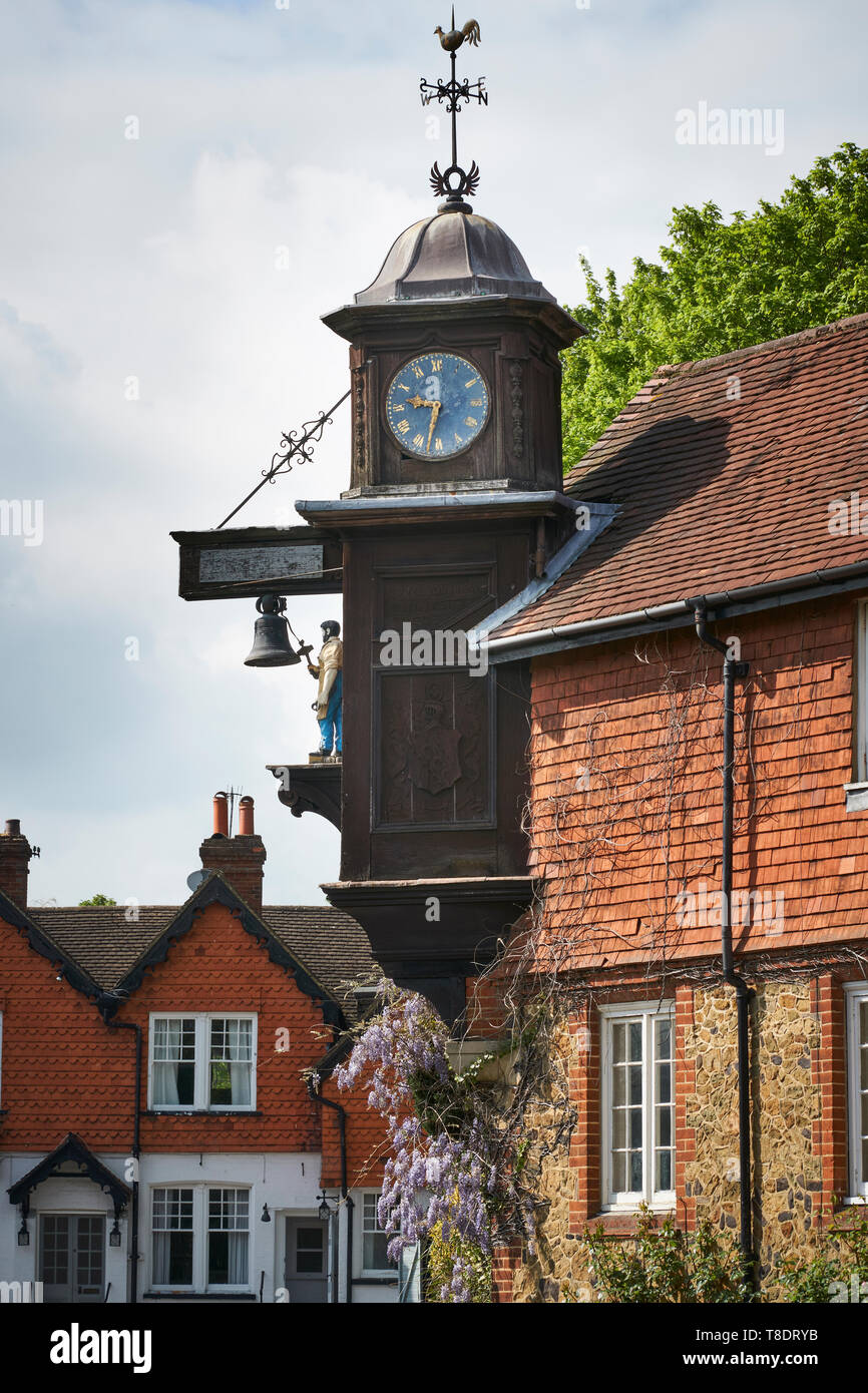 The "Jack the Blacksmith" clock on the A25 at Abinger Hammer, Surrey ...