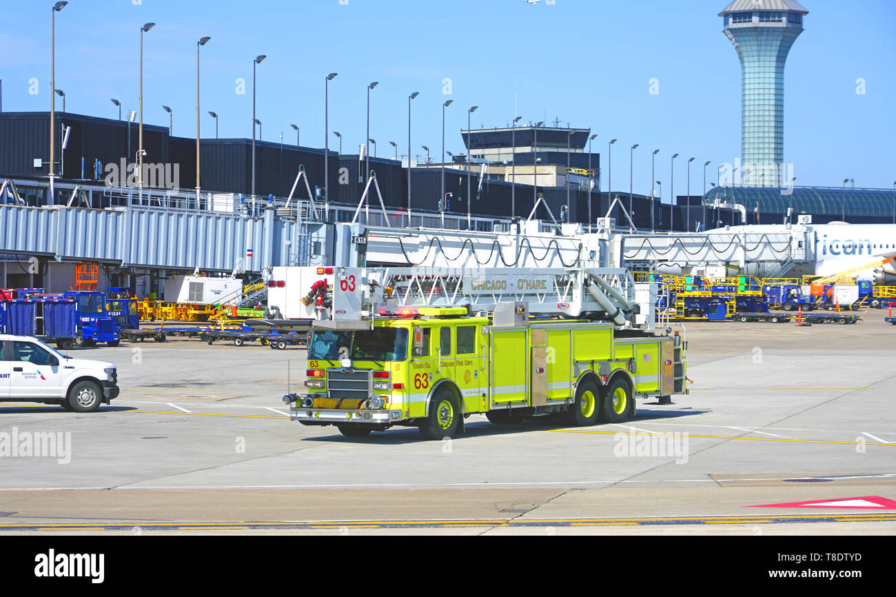Fire fly airlines hi-res stock photography and images - Alamy