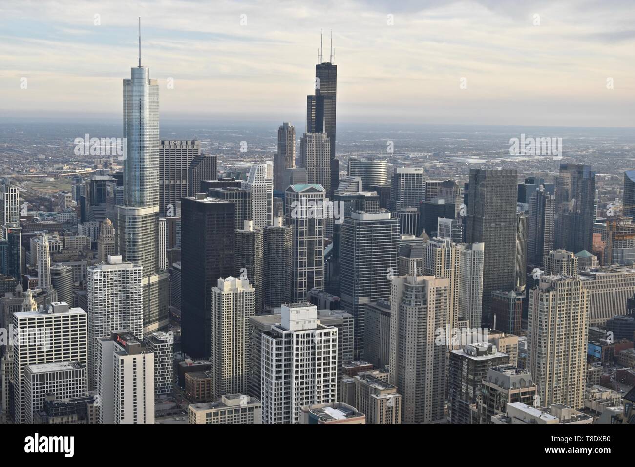 View of the Chicago skyline seen from the 360 Chicago observation deck ...