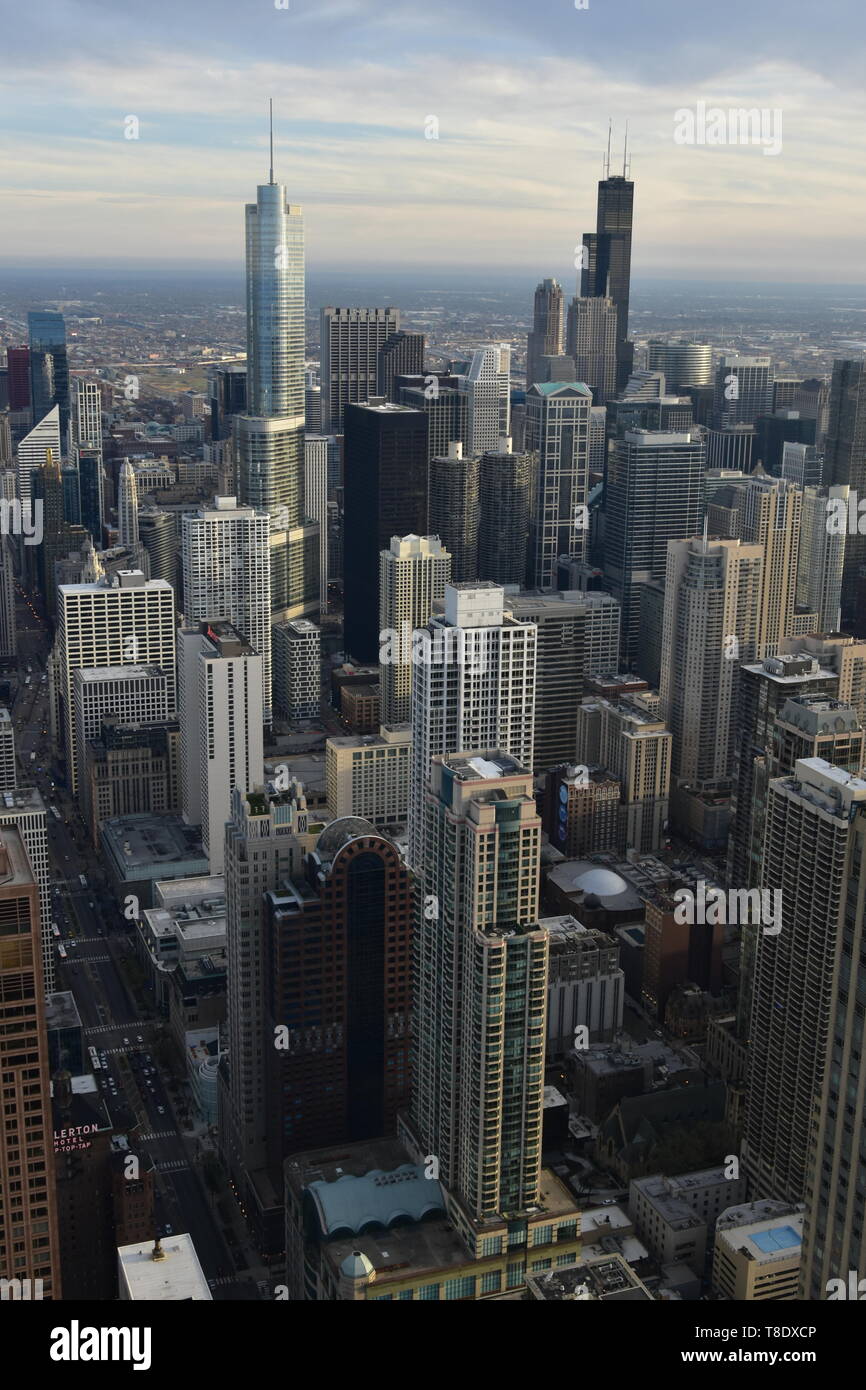 View of the Chicago skyline seen from the 360 Chicago observation deck ...
