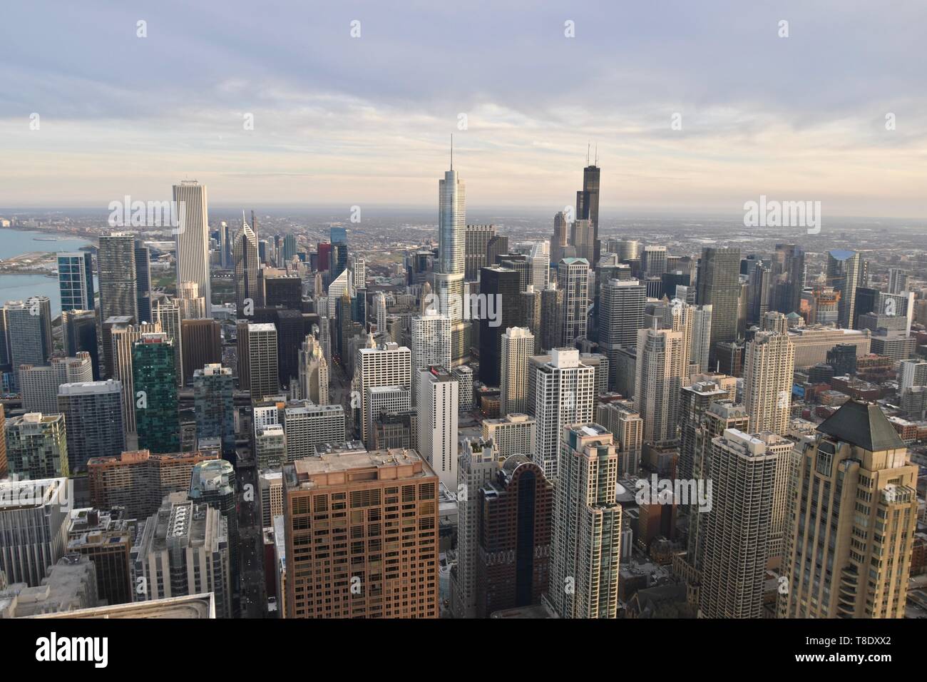 View of the Chicago skyline seen from the 360 Chicago observation deck ...