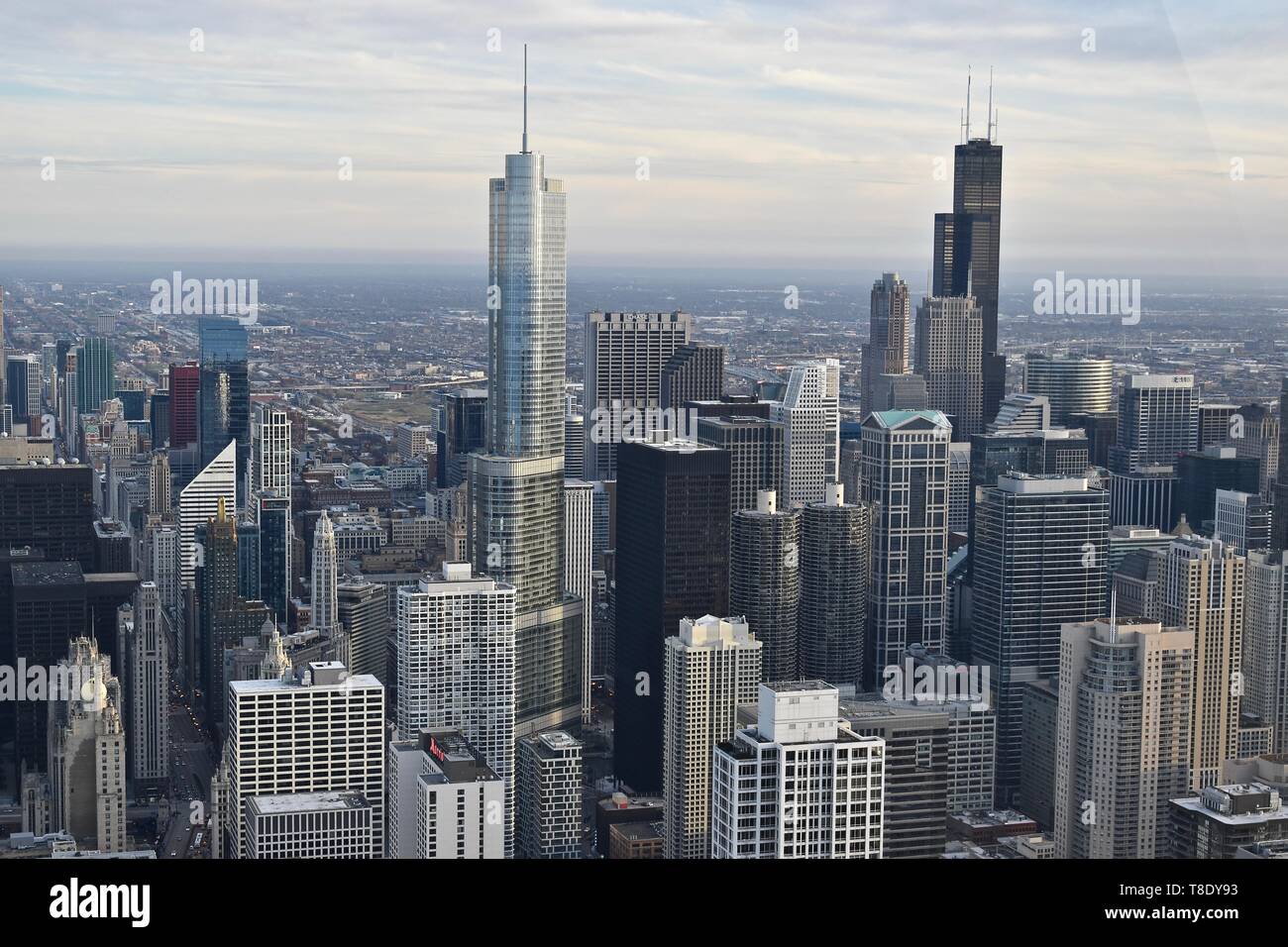 View of the Chicago skyline seen from the 360 Chicago observation deck ...