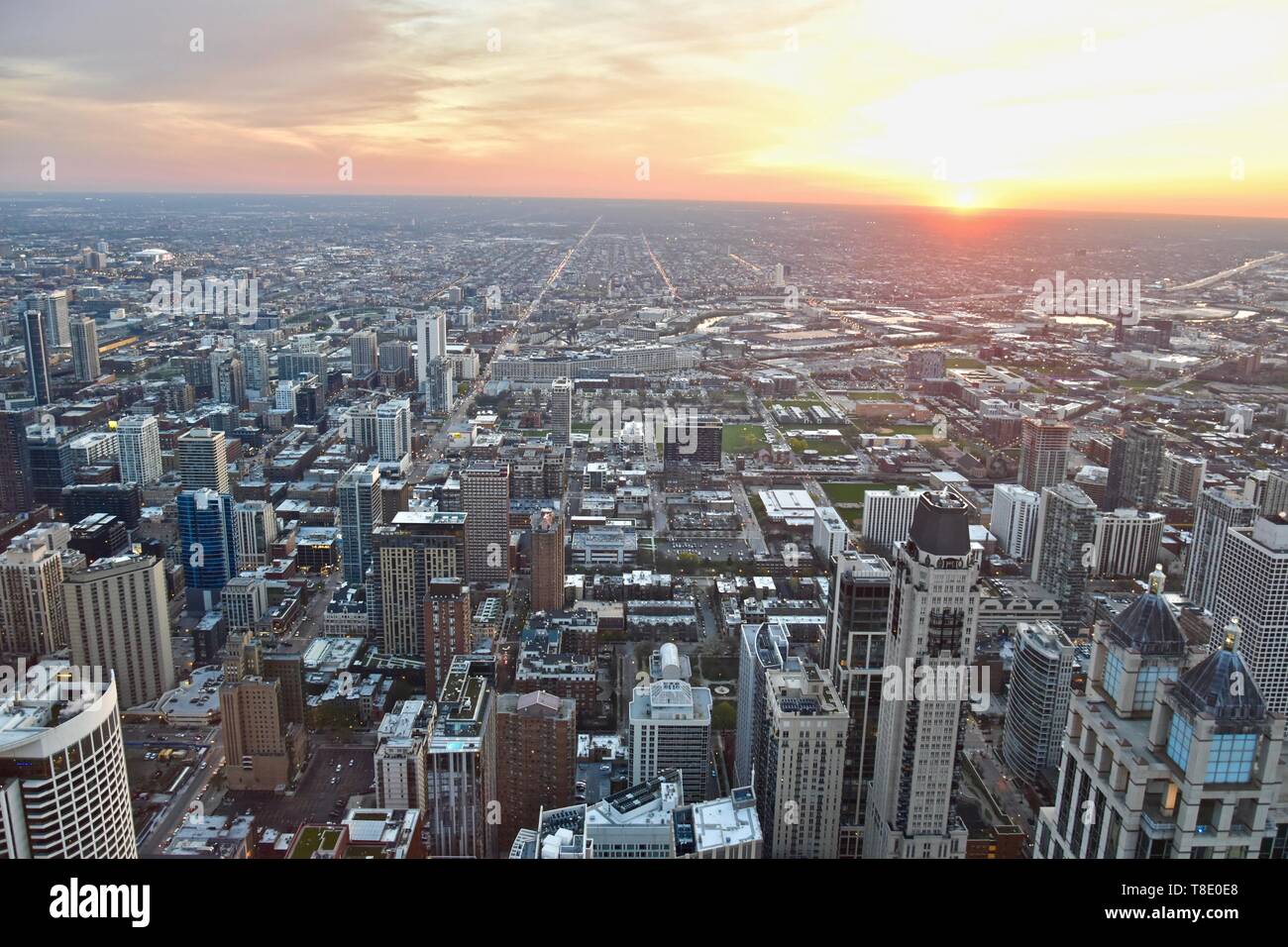 View of the Chicago skyline seen from the 360 Chicago observation deck ...