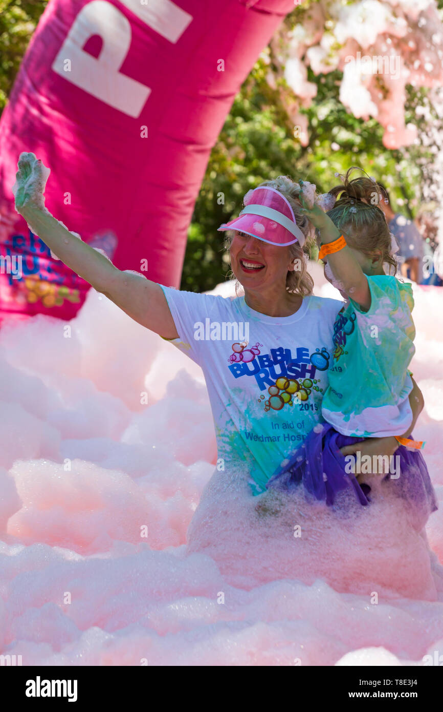 Women covered in soap bubbles ladies covered in soap bubbles hi-res ...