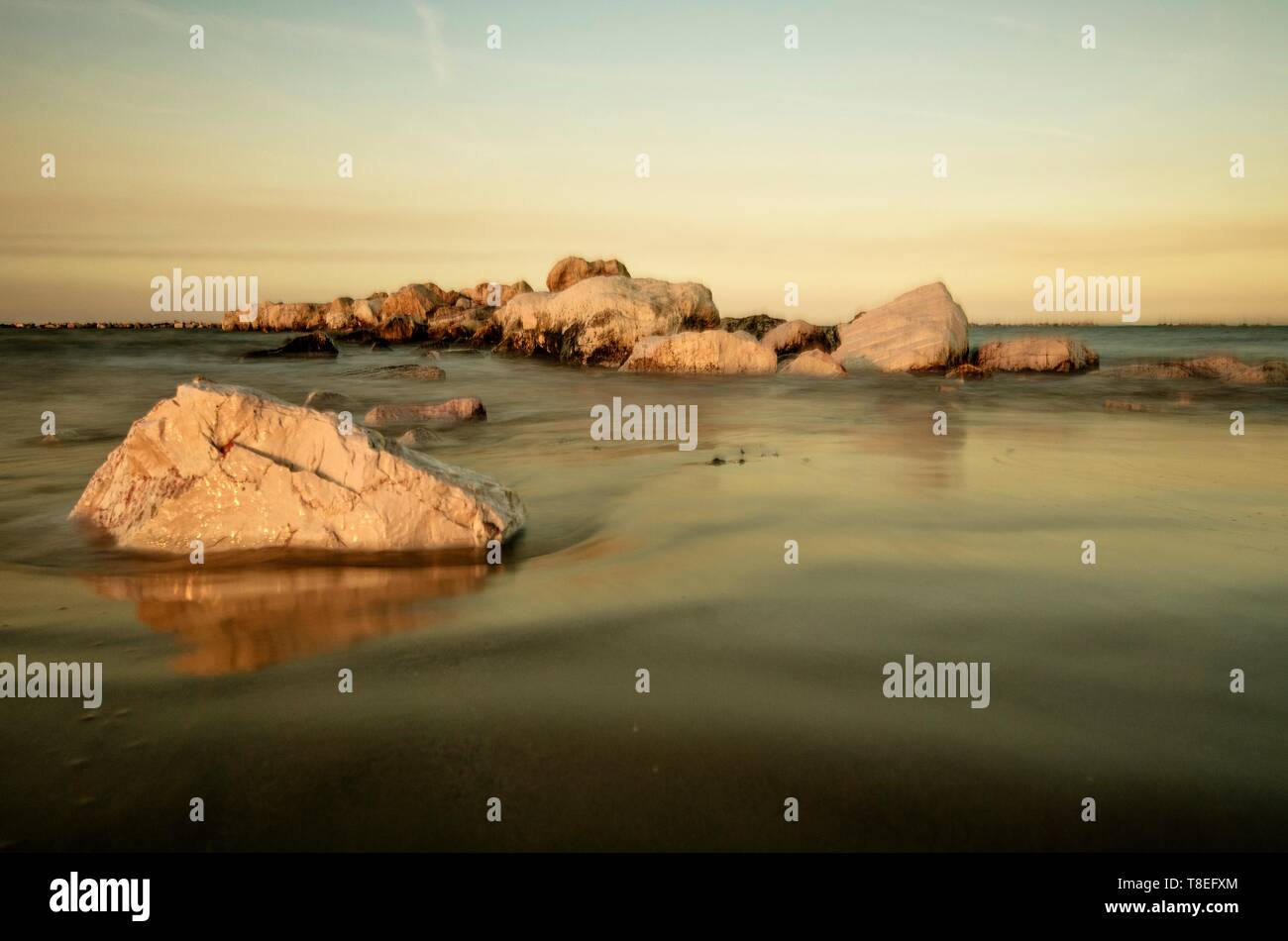 Rock emerging from sea hi-res stock photography and images - Alamy