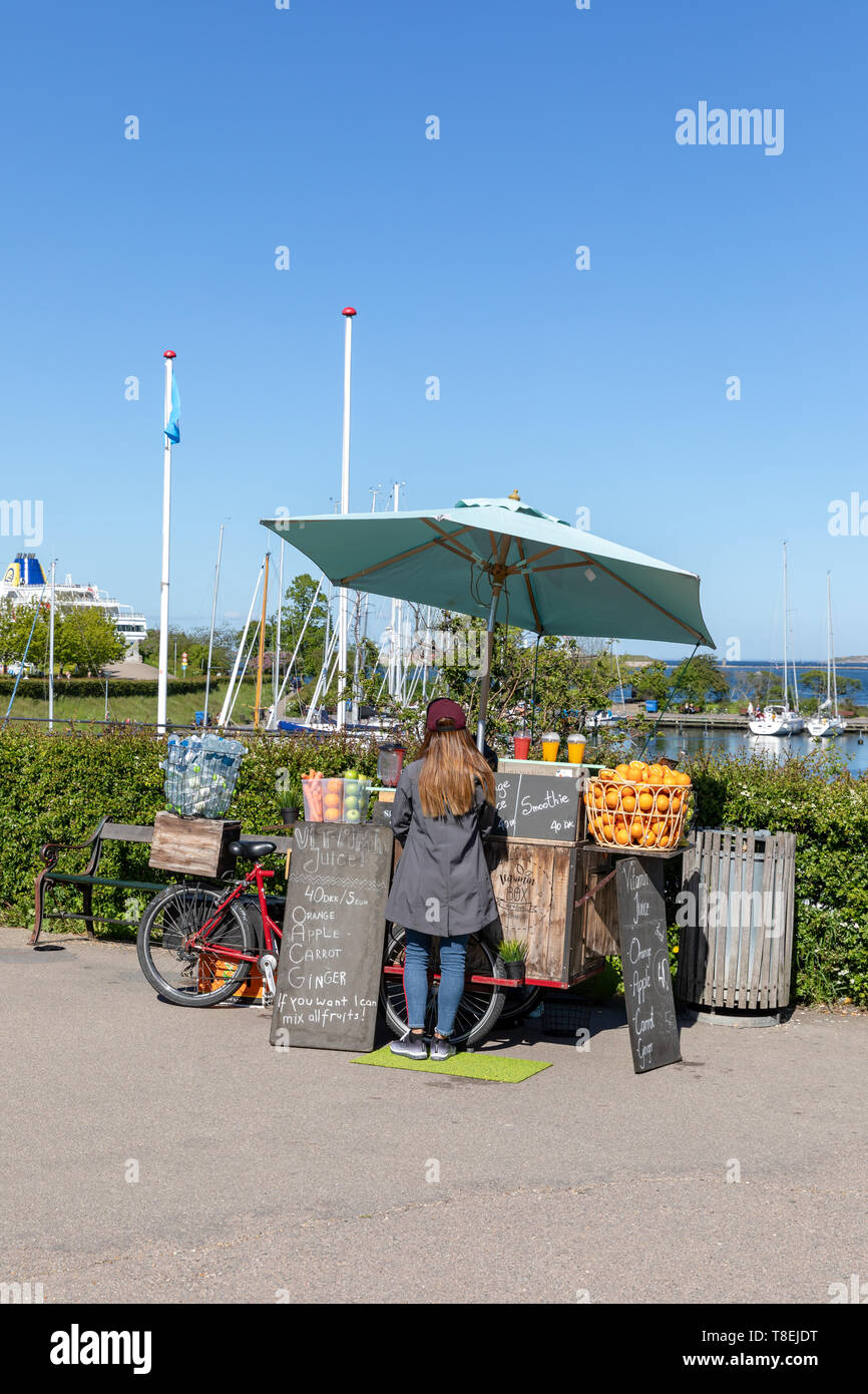 Smoothie Stall Stock Photos & Smoothie Stall Stock Images - Alamy