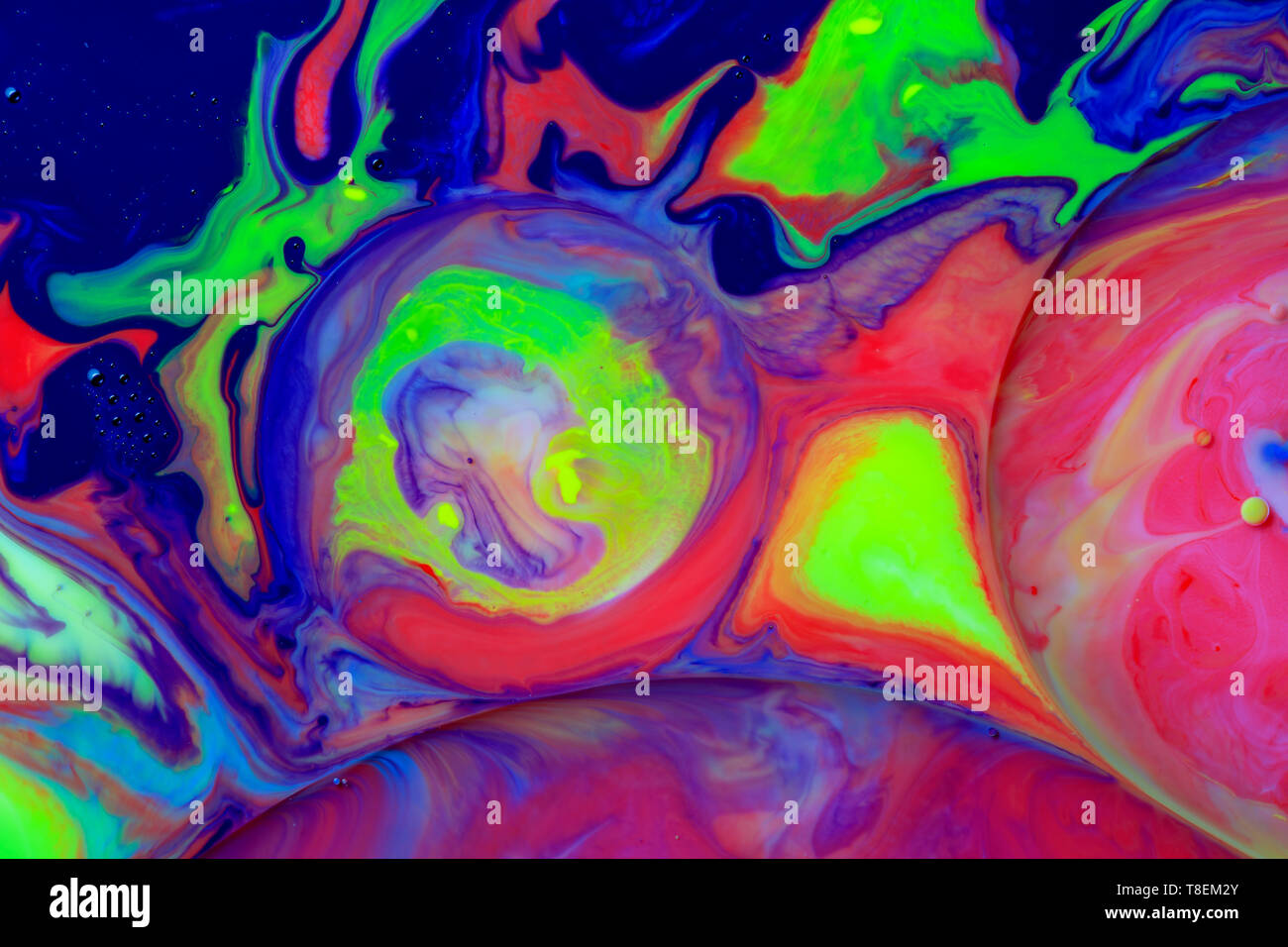 Macro photography of colorful bubbles in some fluids producing vibrant ...