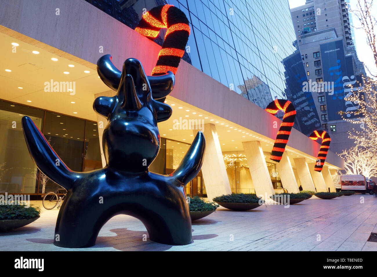 Solow Building and Moonbird by Joan Miro at Christmas Stock Photo - Alamy