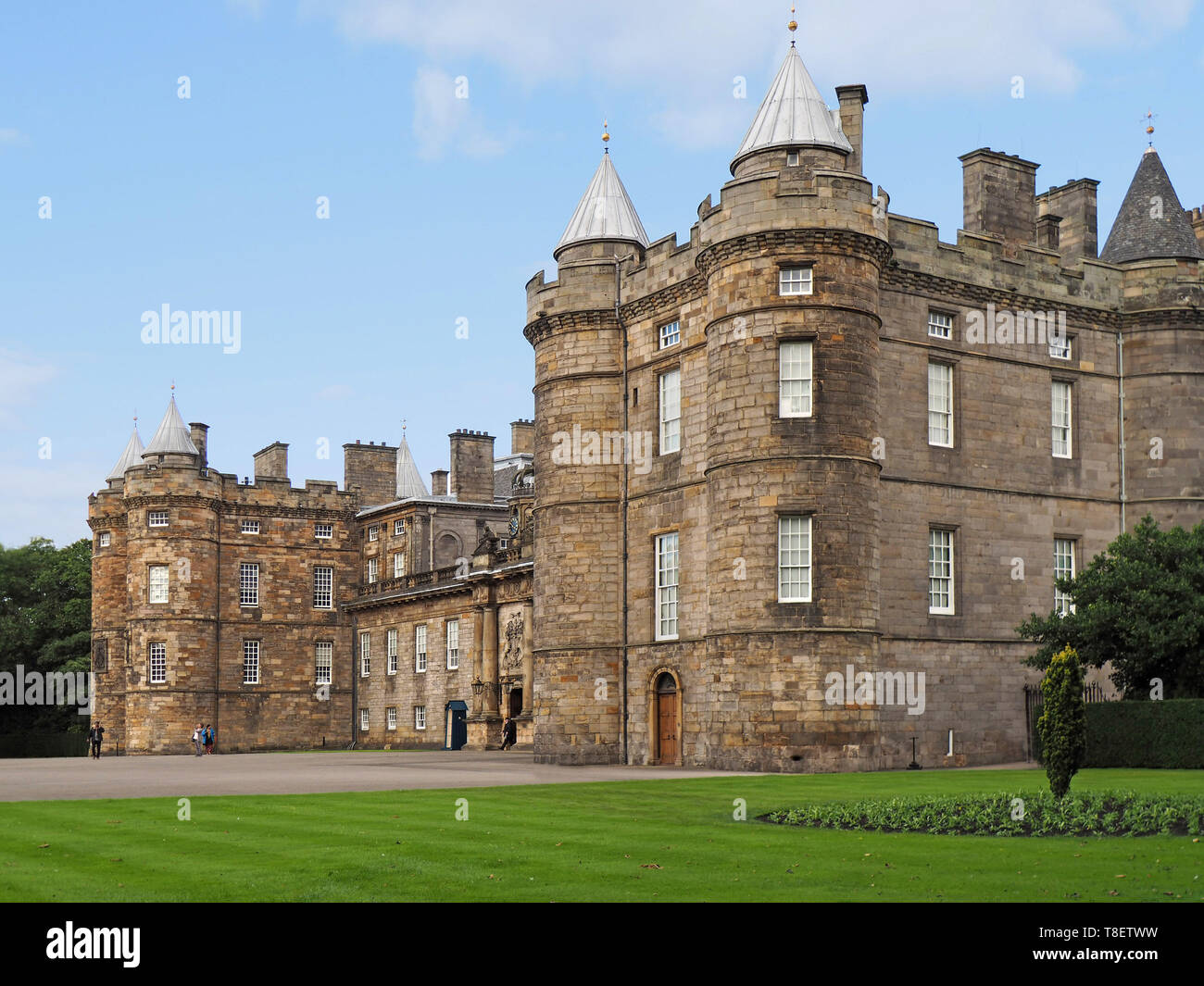 Holyrood castle architecture hi-res stock photography and images - Alamy