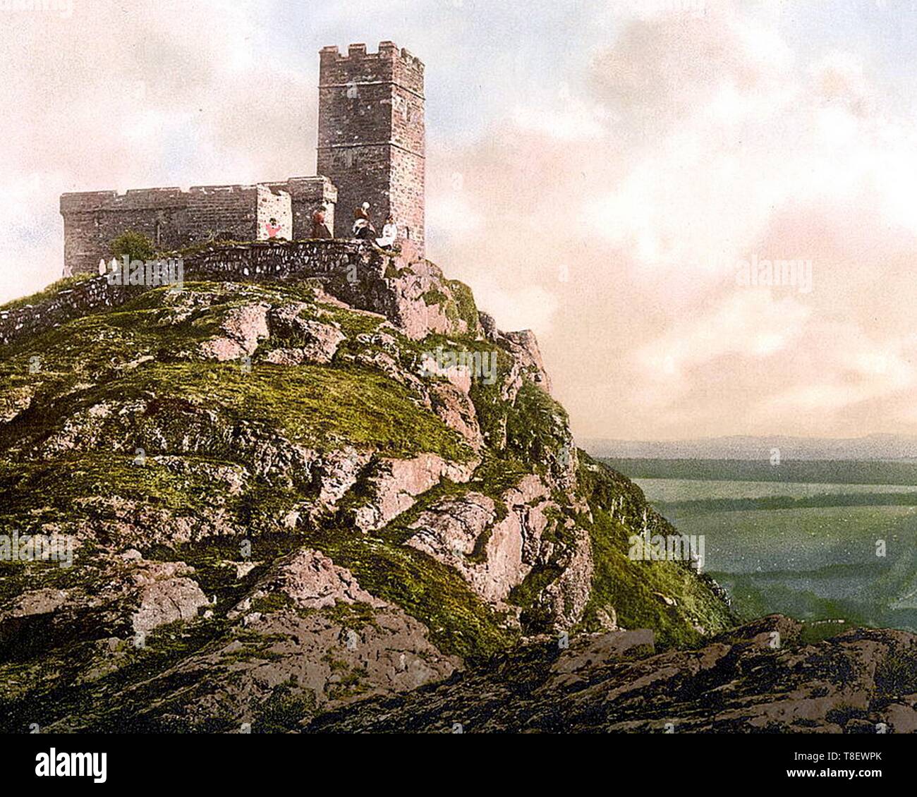 St michaels church brentor hi-res stock photography and images - Alamy