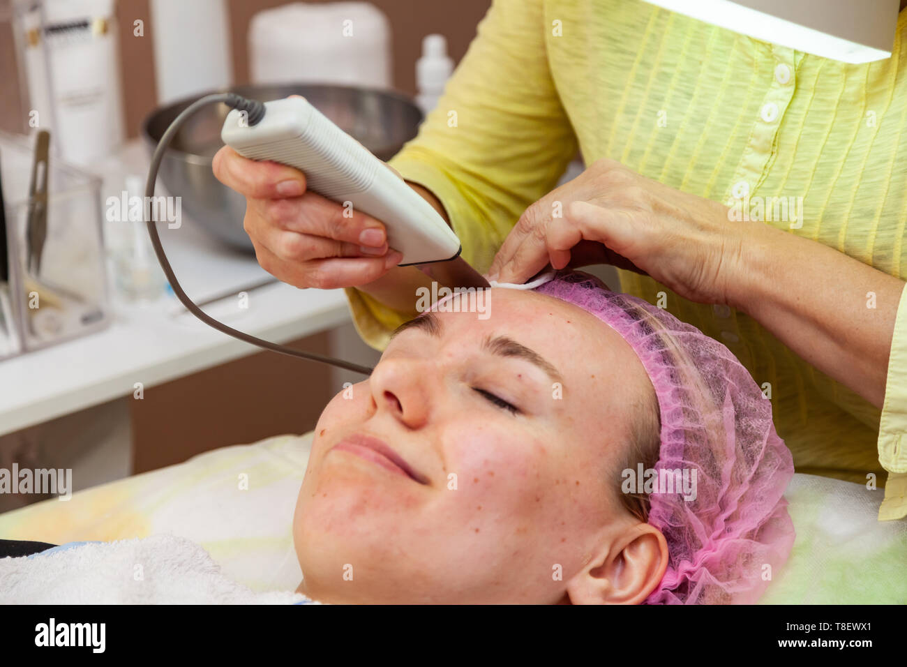 Ultrasonic Chromotherapy High Resolution Stock Photography and Images ...