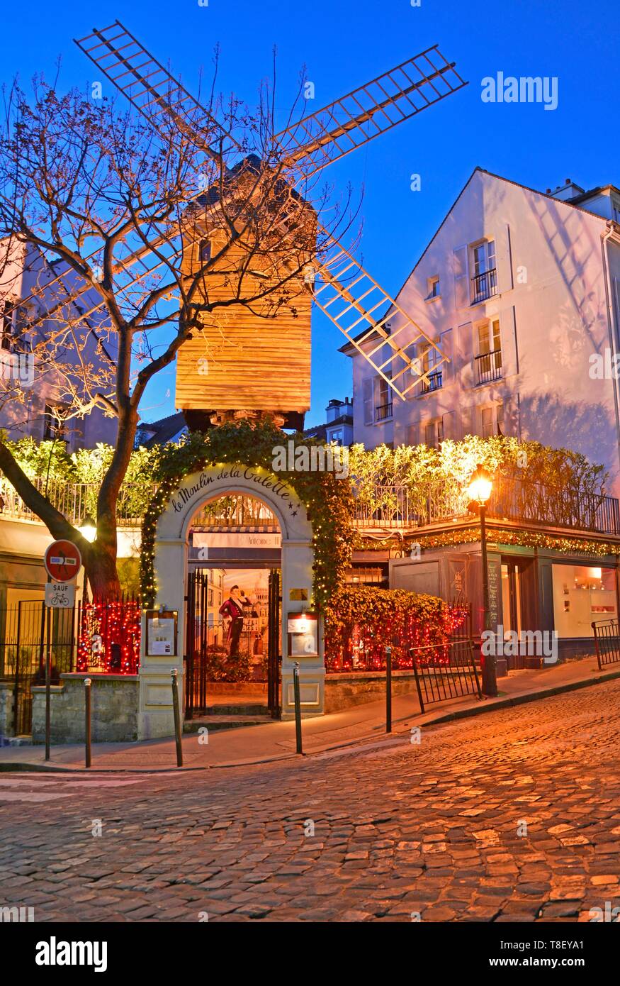 France, Paris, Butte Montmartre, Moulin de la Galette Stock Photo - Alamy