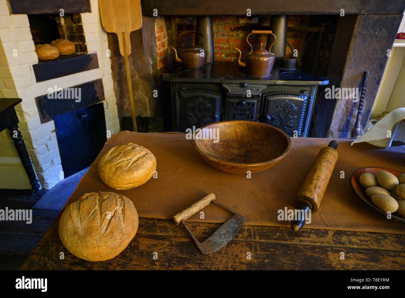 Victorian kitchen museum hi-res stock photography and images - Alamy