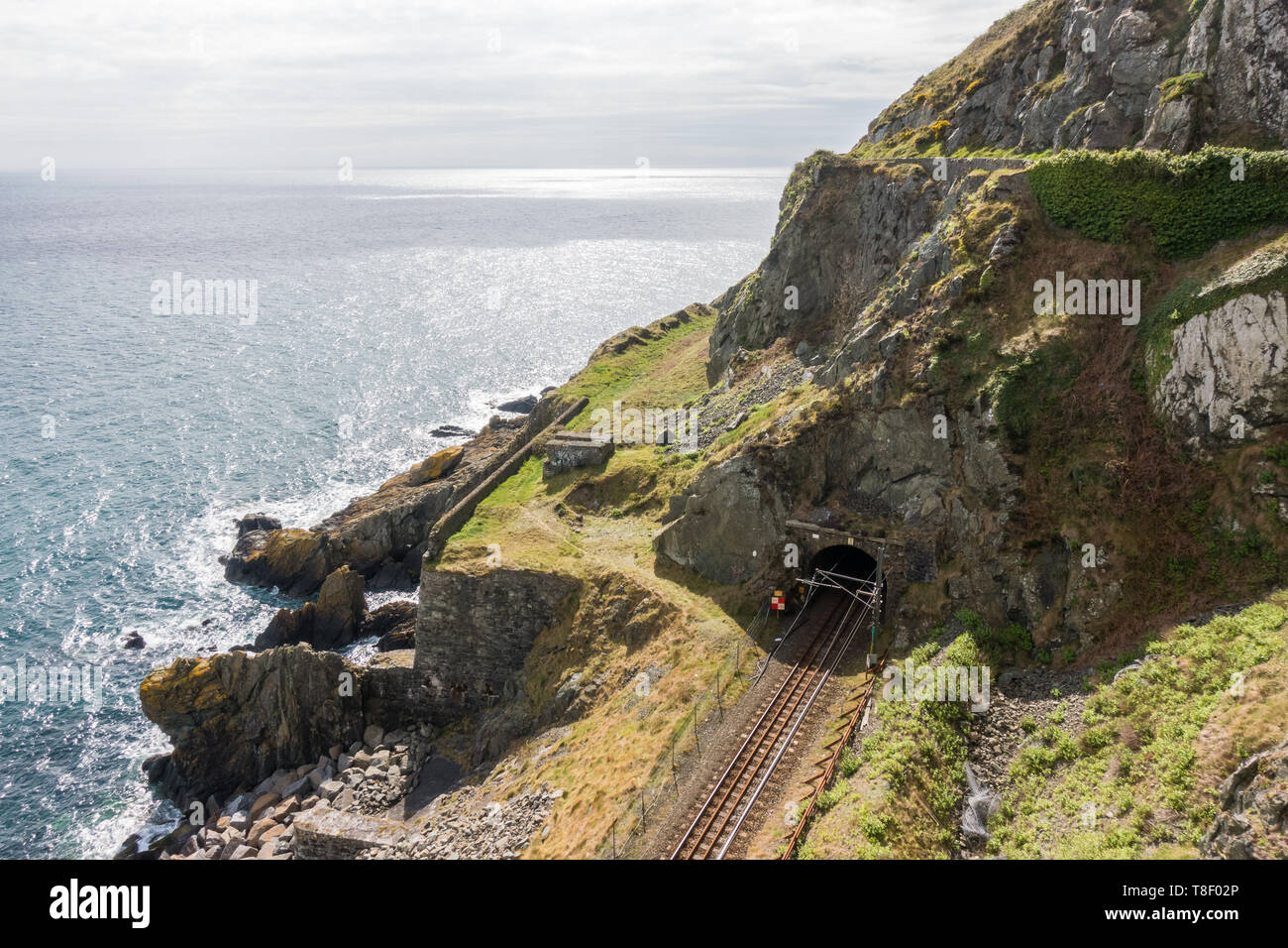 Railway on cliff side hi-res stock photography and images - Alamy