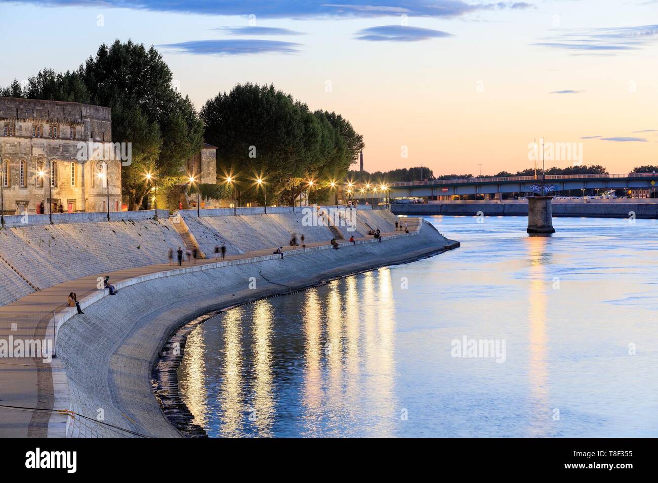 Rhone river arles night hi-res stock photography and images - Alamy