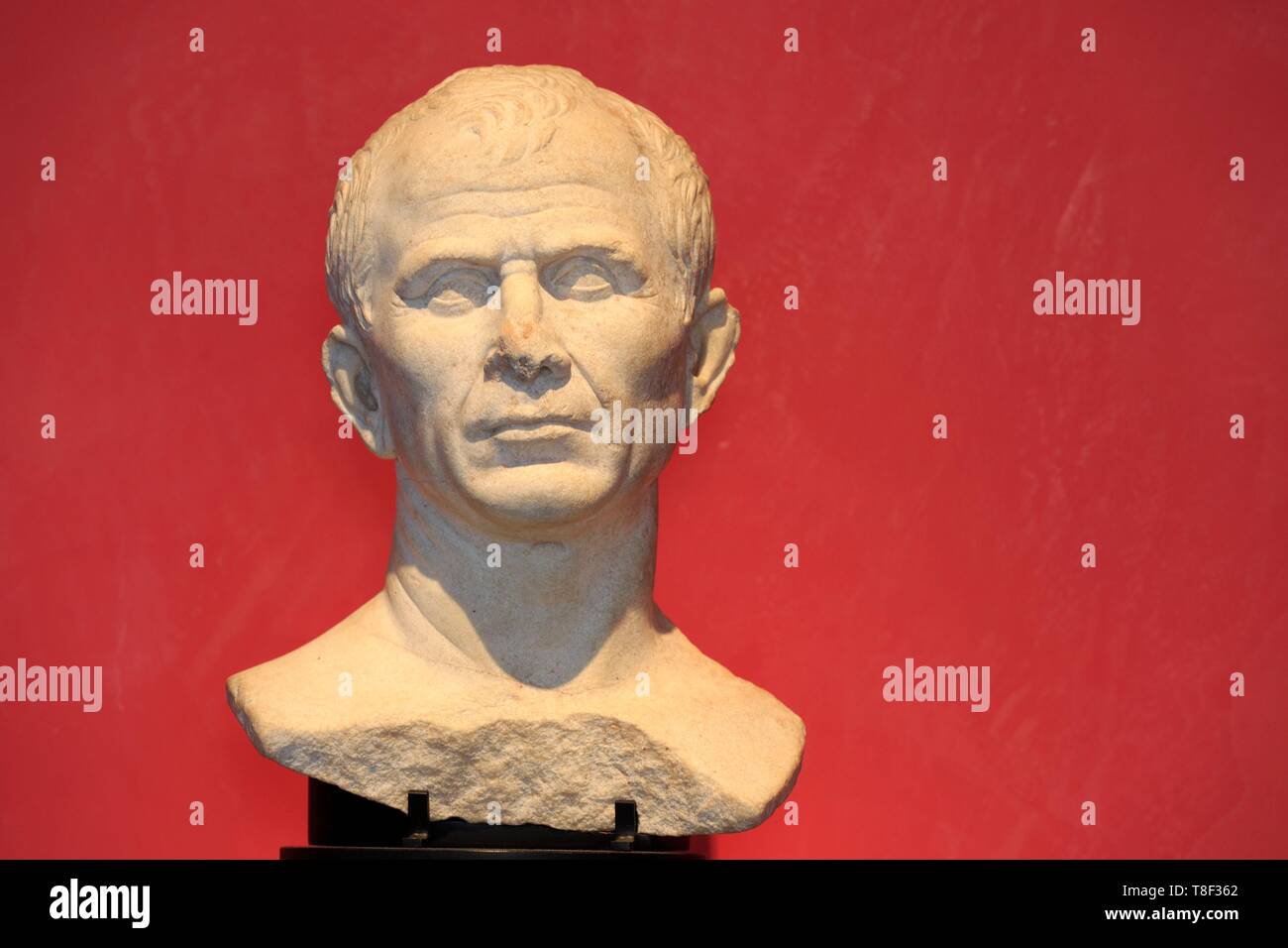 Caesar bust rhone hi-res stock photography and images - Alamy