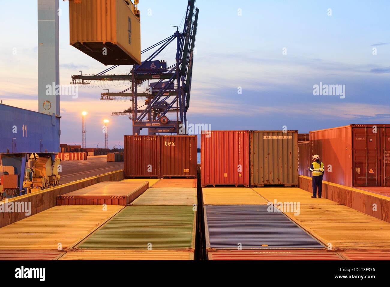 Container Dock Europe France High Resolution Stock Photography and ...