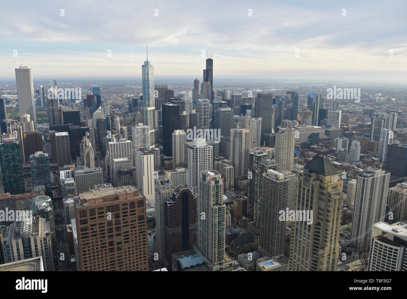View of the Chicago skyline seen from the 360 Chicago observation deck ...