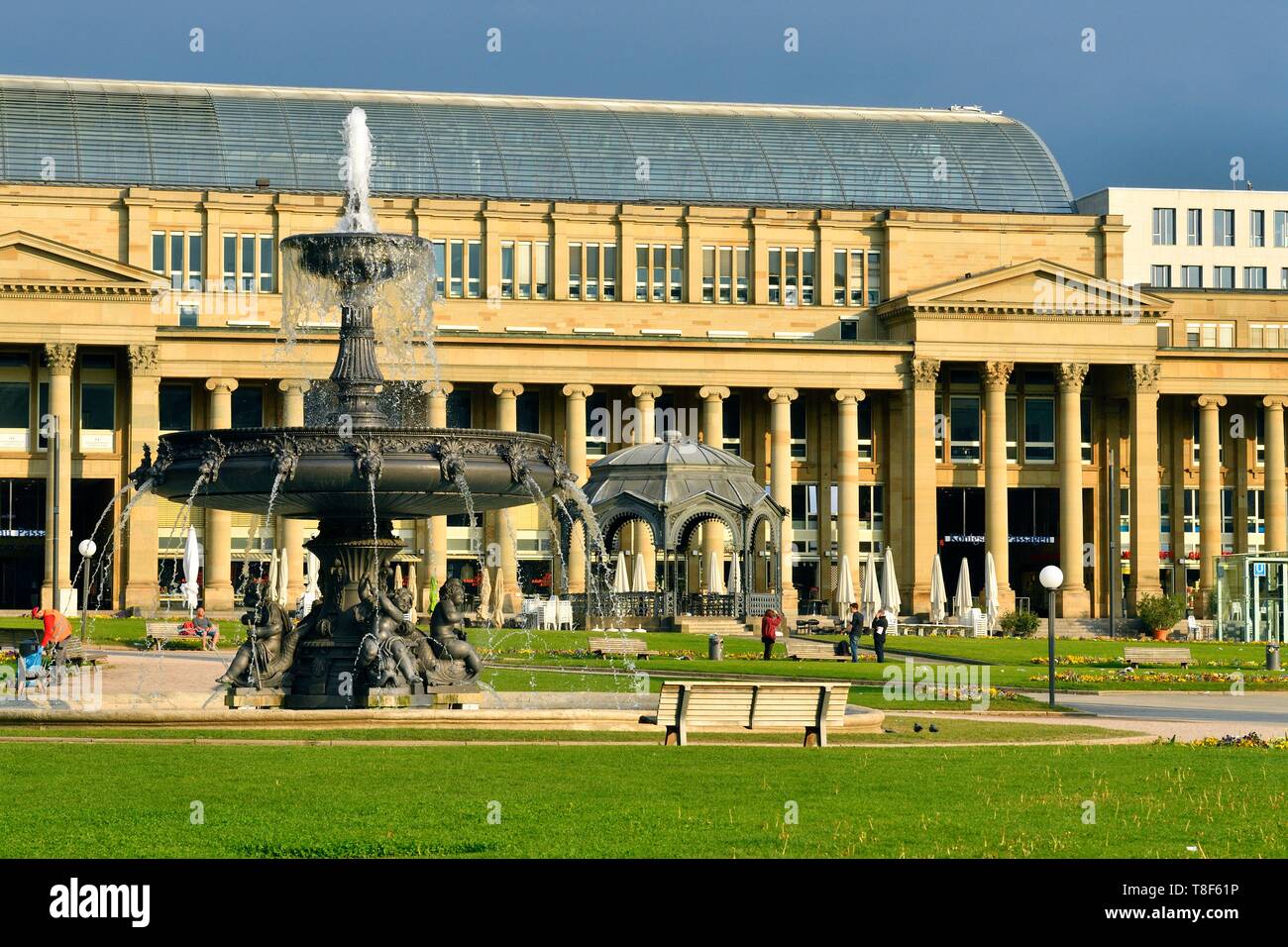 Germany, Baden Wurttemberg, Stuttgart, Schlossplatz (Castle Square ...