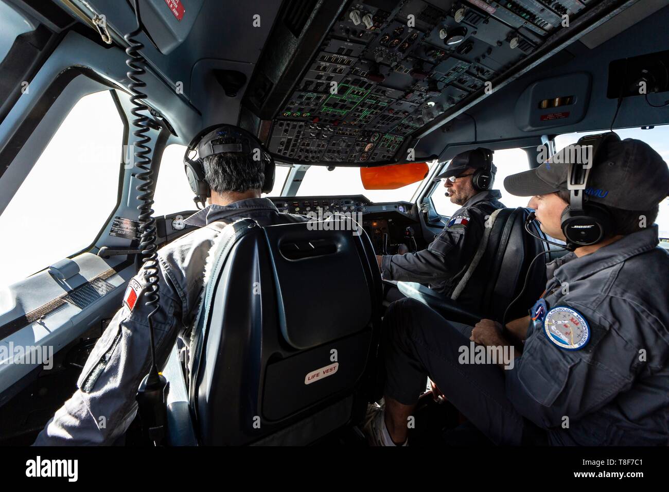 France, Gironde, Bordeaux, MÚrignac, Flight discovery with the Airbus ...