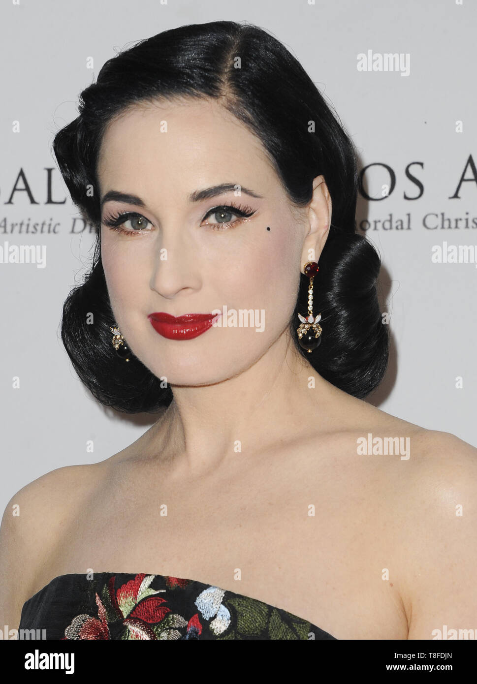 Los Angeles Ballet Gala to Honor Sofia Carson and Johnese Spisso ...