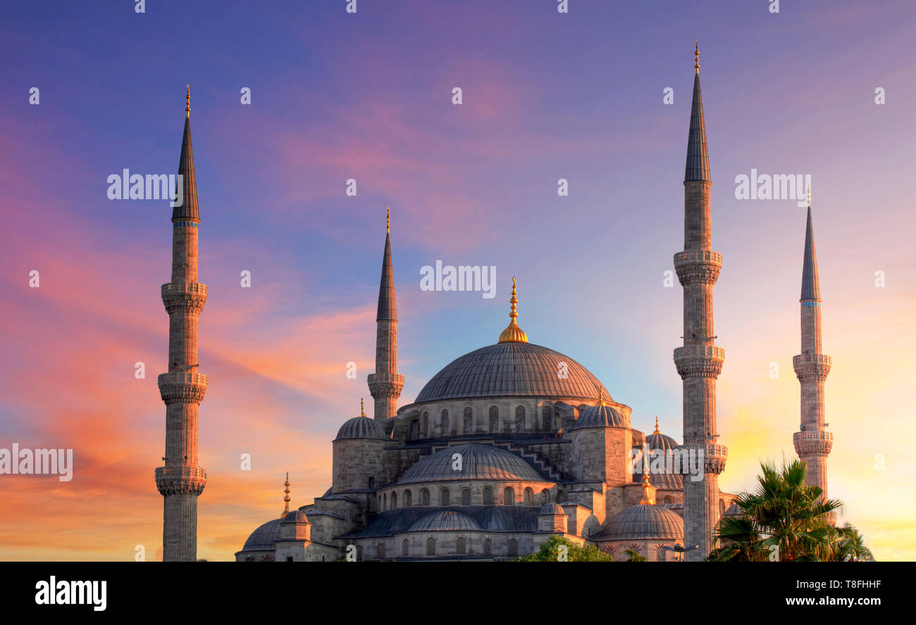 The blue mosque turkey hi-res stock photography and images - Alamy
